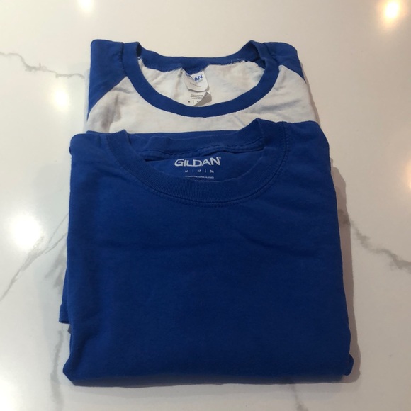 Gildan | Shirts | Gildan Tshirt Bundle Of Two Short Sleeve 34 Raglan ...